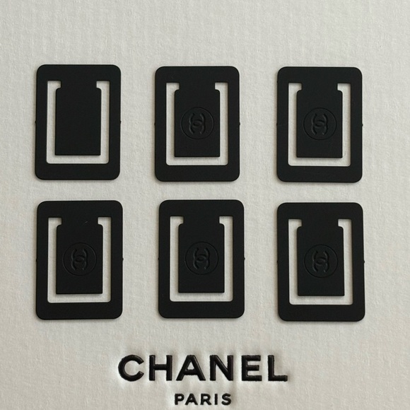 CHANEL | Other | Chanel Cc Logo Mini Posh Paper Clips Made With Cast ...